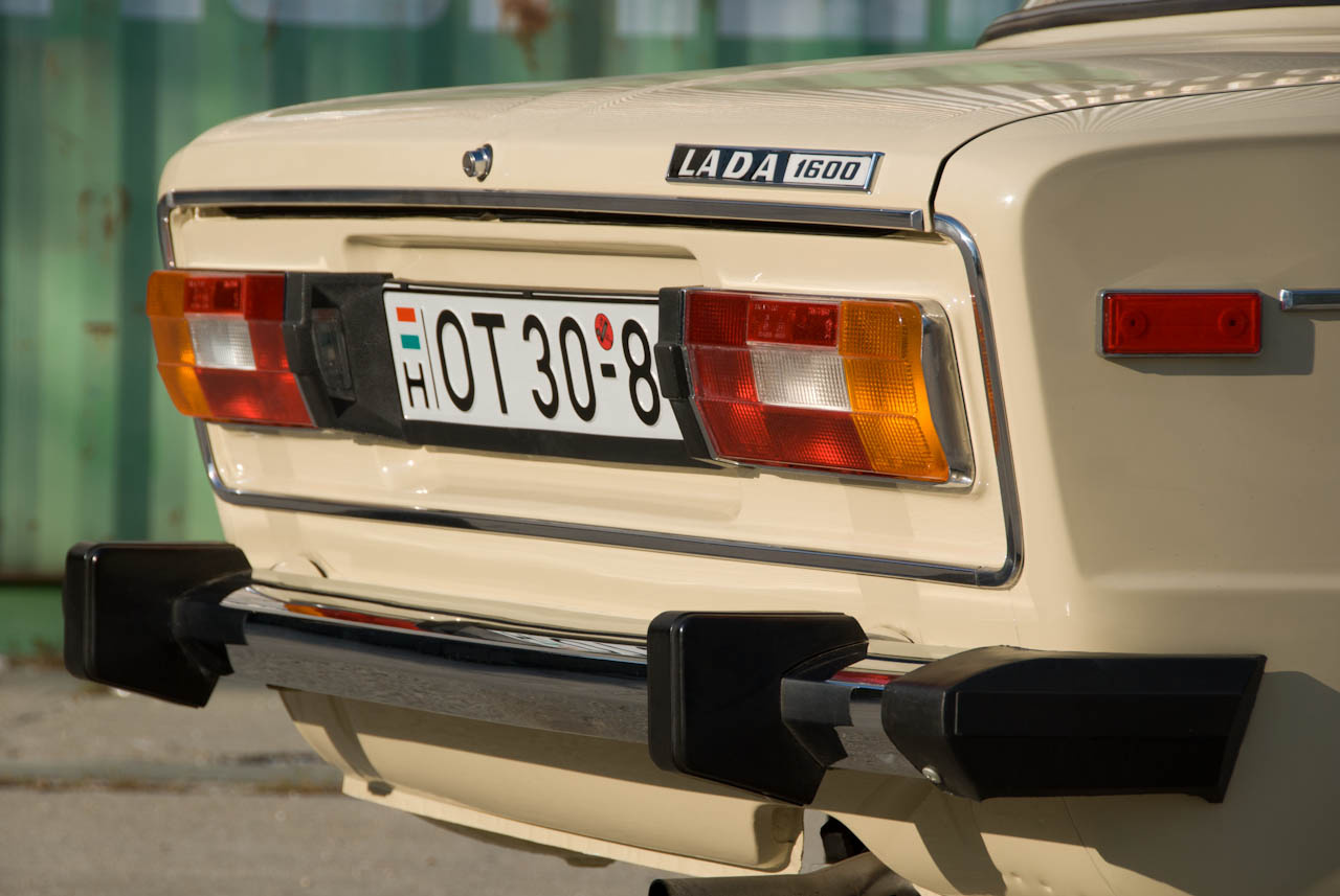 Lada 1600 (VAZ-2106): Un Ícono de la Industria Automotriz - Dale Taller